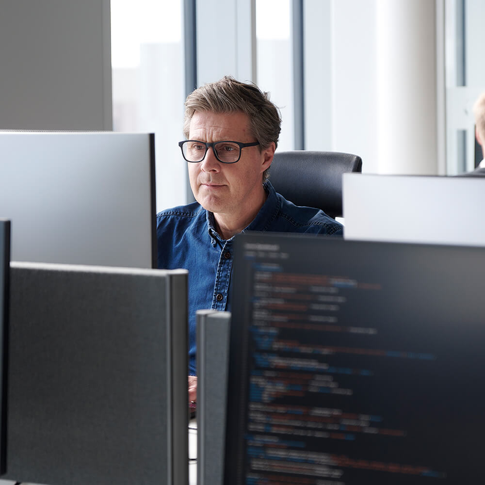 Cyber Defence Center | Beskyt dine IT-systemer | Læs mere